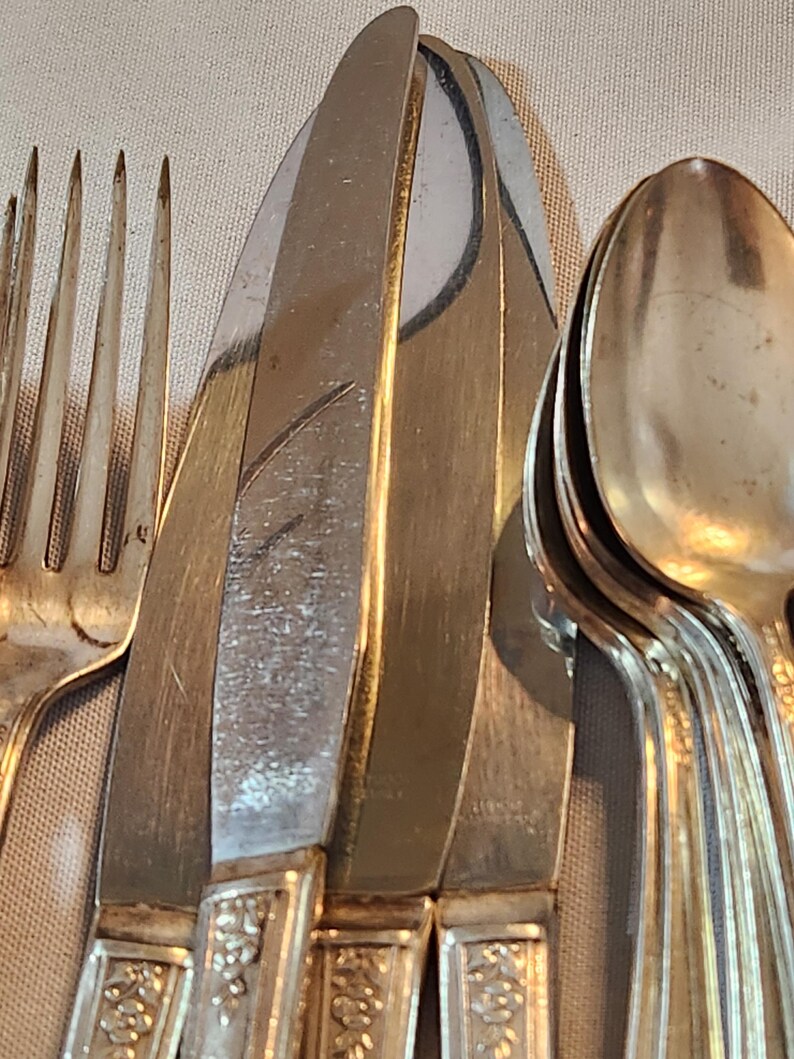 Vintage Oneidatudor Silverplate 38pc Flatware Set 4 Place Settings No ...