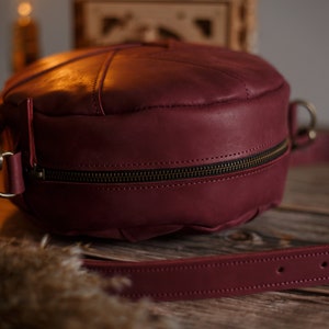 Custom Women's Leather Round Bag, Circle Crossbody Purse, Small ...