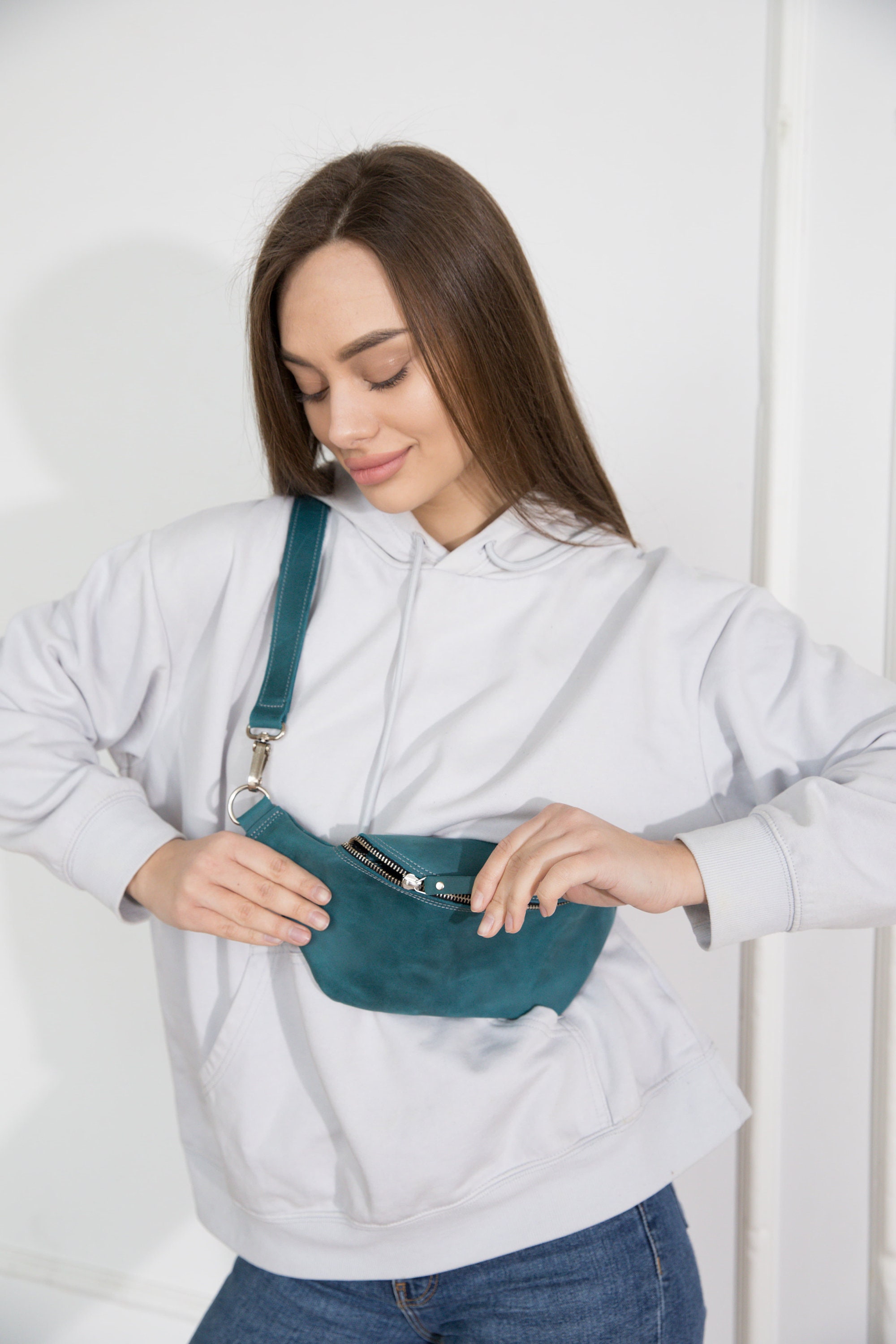 Personalized Leather Travel Belt Bag, Handcrafted Small Bag, Stylish ...