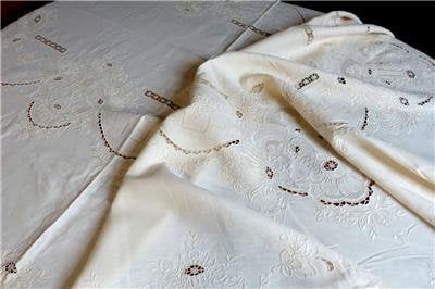 N90 Gorgeous Large Antique Linen Tablecloth Blossom Design Several ...