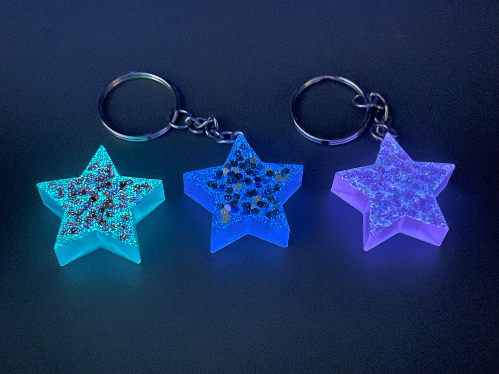Glow in the Dark Glitter Star Resin Key Chain - Etsy