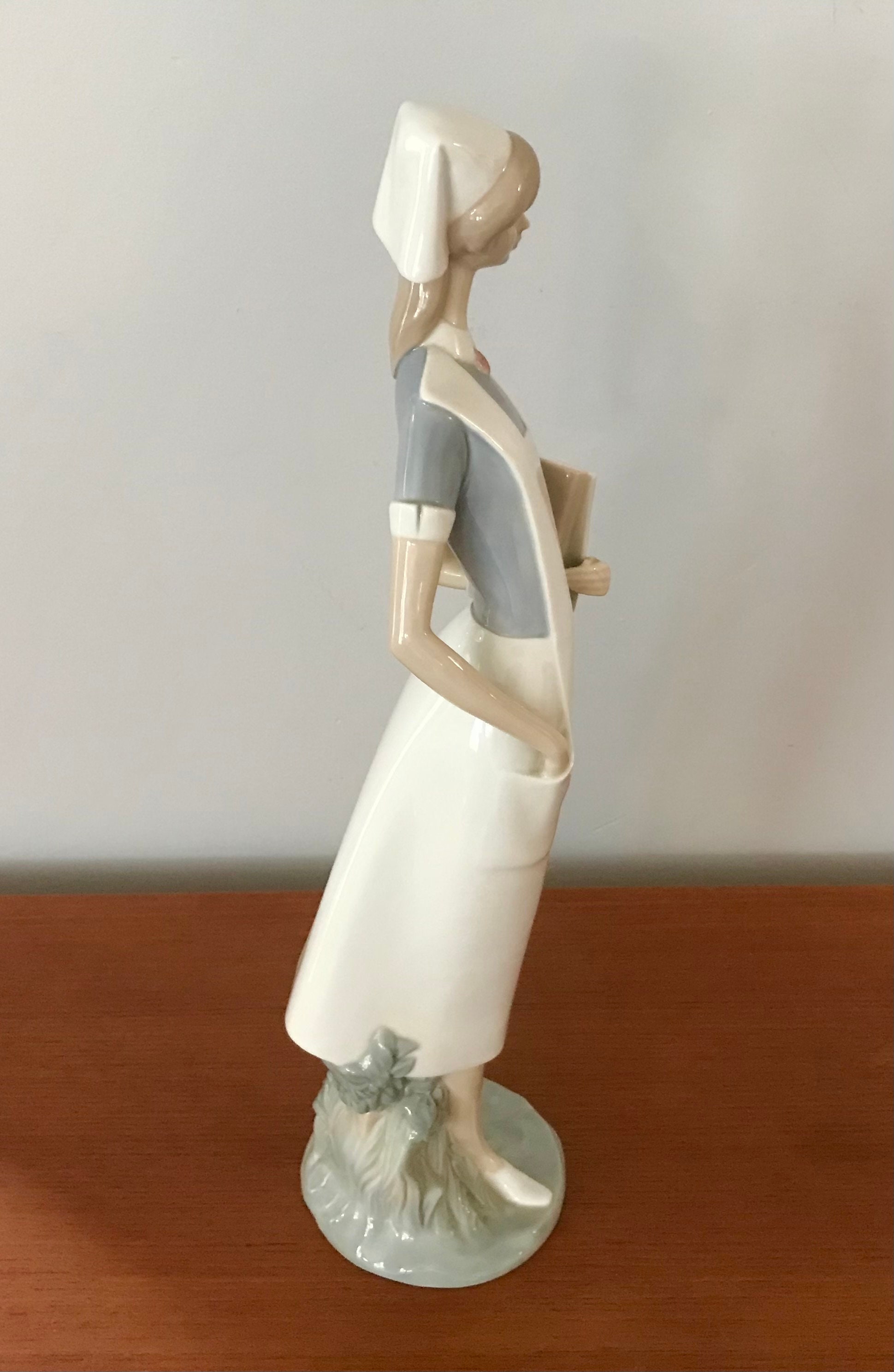 Lladro Hand Made Porcelain Nurse Figurine, Vintage Blue White Nurses ...