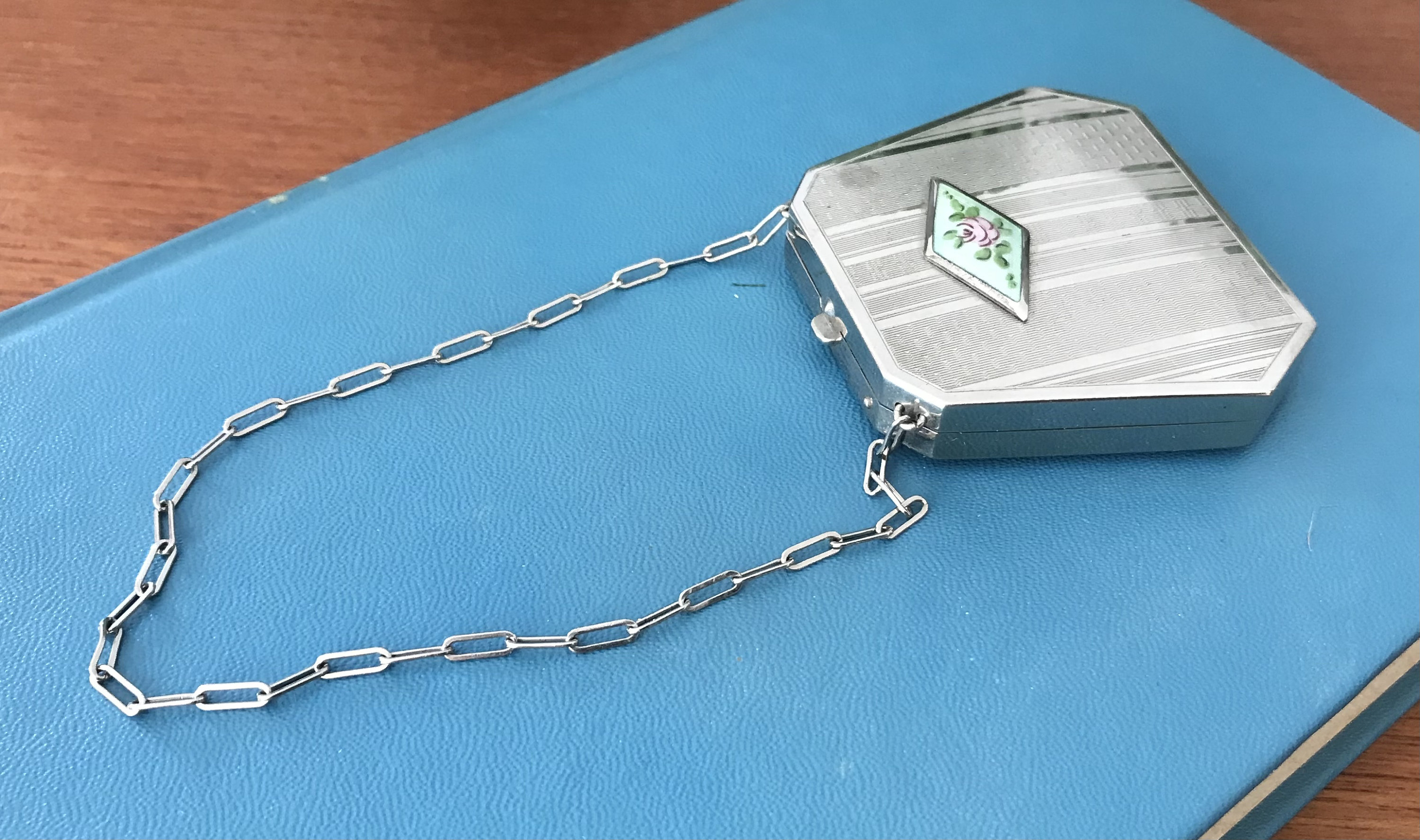 Art Deco Mcrae & Keller Wrist Makeup Compact, Vintage 1920's Compact ...