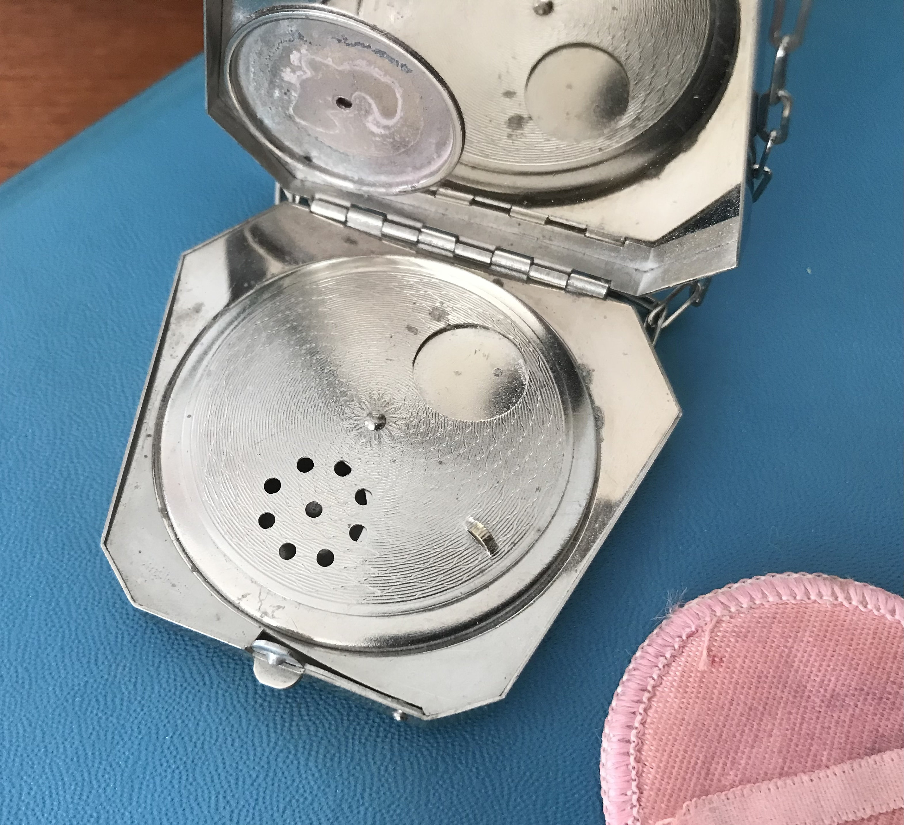 Art Deco Mcrae & Keller Wrist Makeup Compact, Vintage 1920's Compact ...