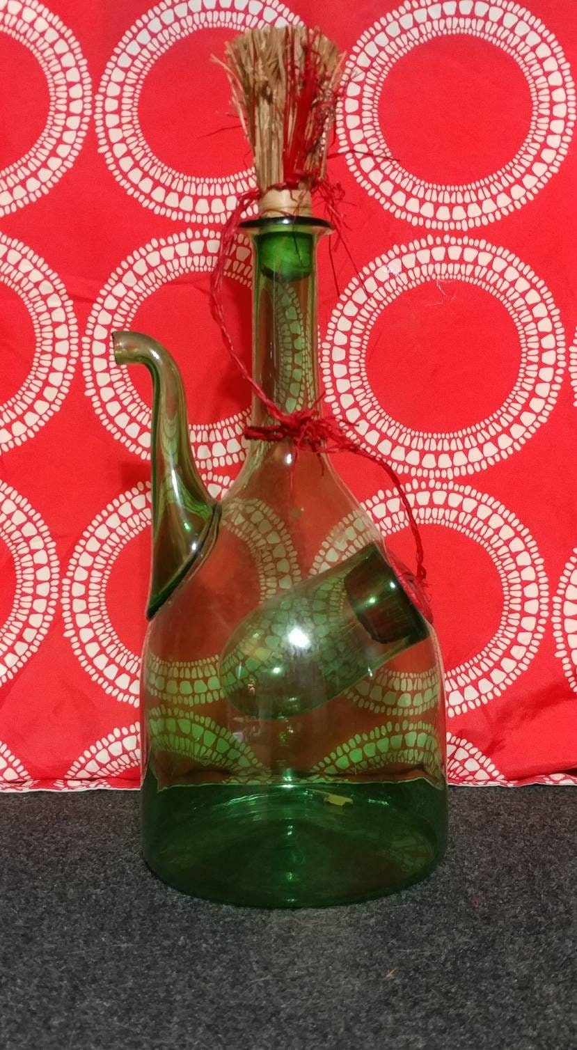 Vintage Italian Wine Decanter - Etsy