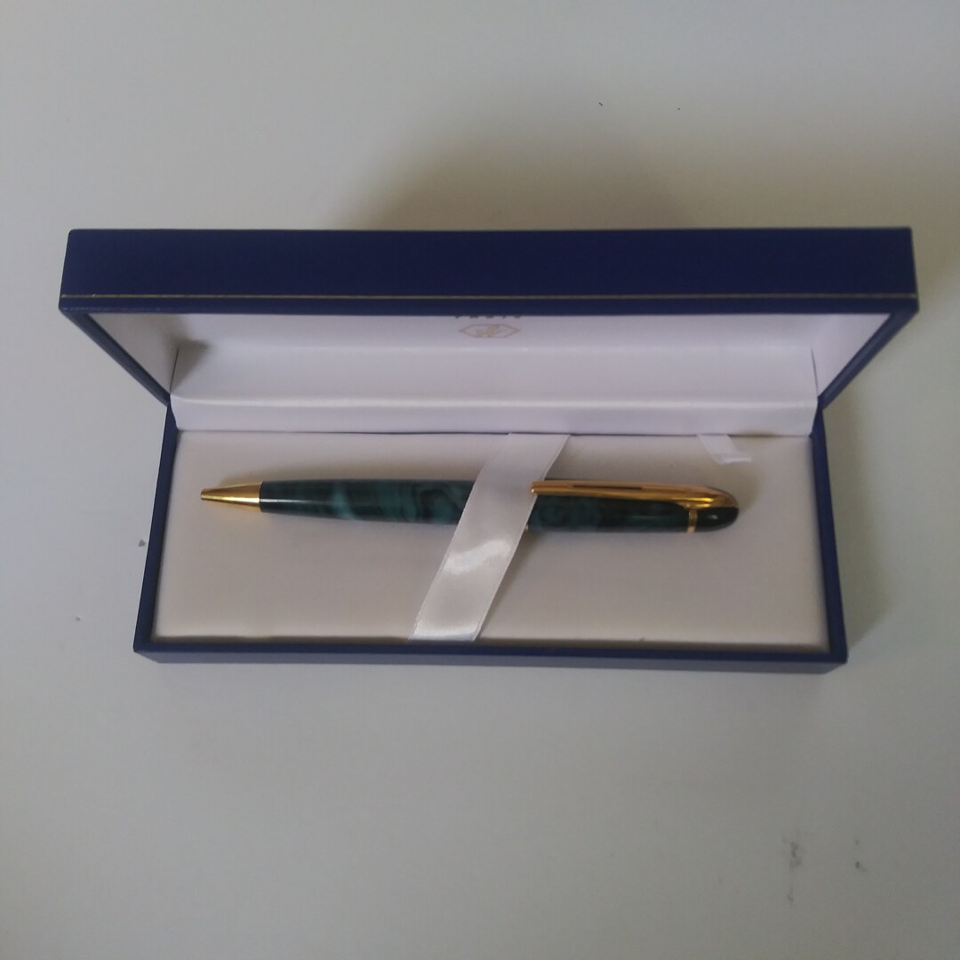 Waterman Phileas Twist Ballpoint Pen in Green Marble With Gold Filled ...