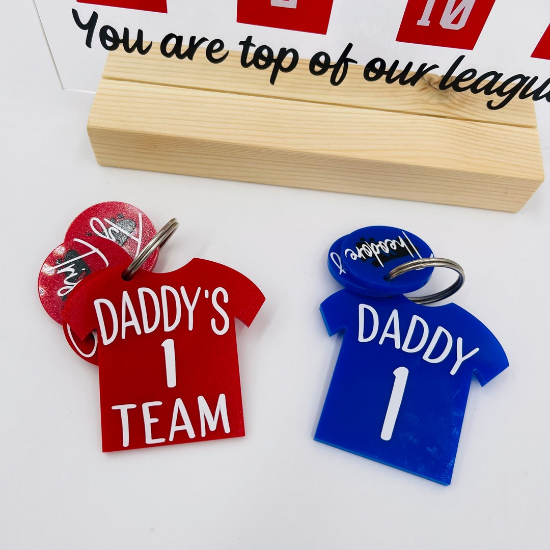 Personalised Football Shirt Keyring - Fathers Day Gift for Dad Daddy ...