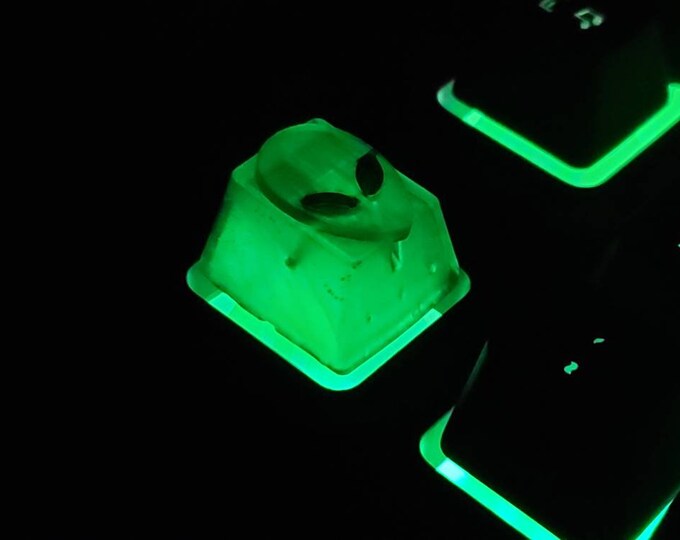 Alien Head Keycap | Flying Saucer | Little Green Men | UFO | Area 51 ...