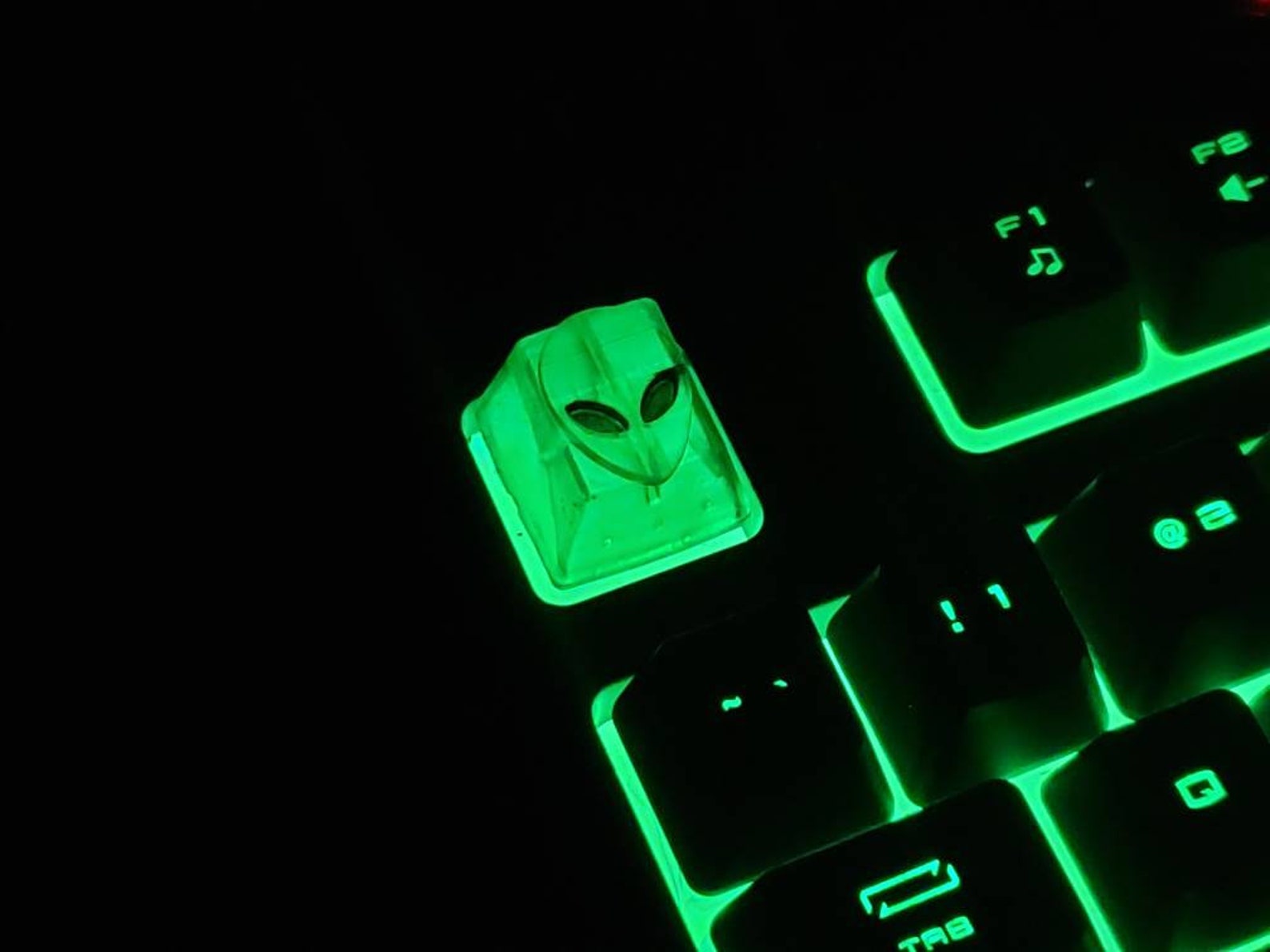 Alien Head Keycap Flying Saucer Little Green Men UFO | Etsy