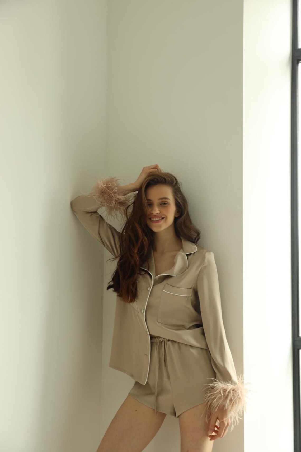 Beige Bride Pajama Set With Detachable Feathers Bridesmaid - Etsy