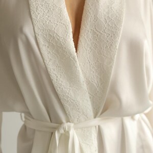 White Kimono Robe With Lace Details Bride Short Robe With Long Sleeves ...