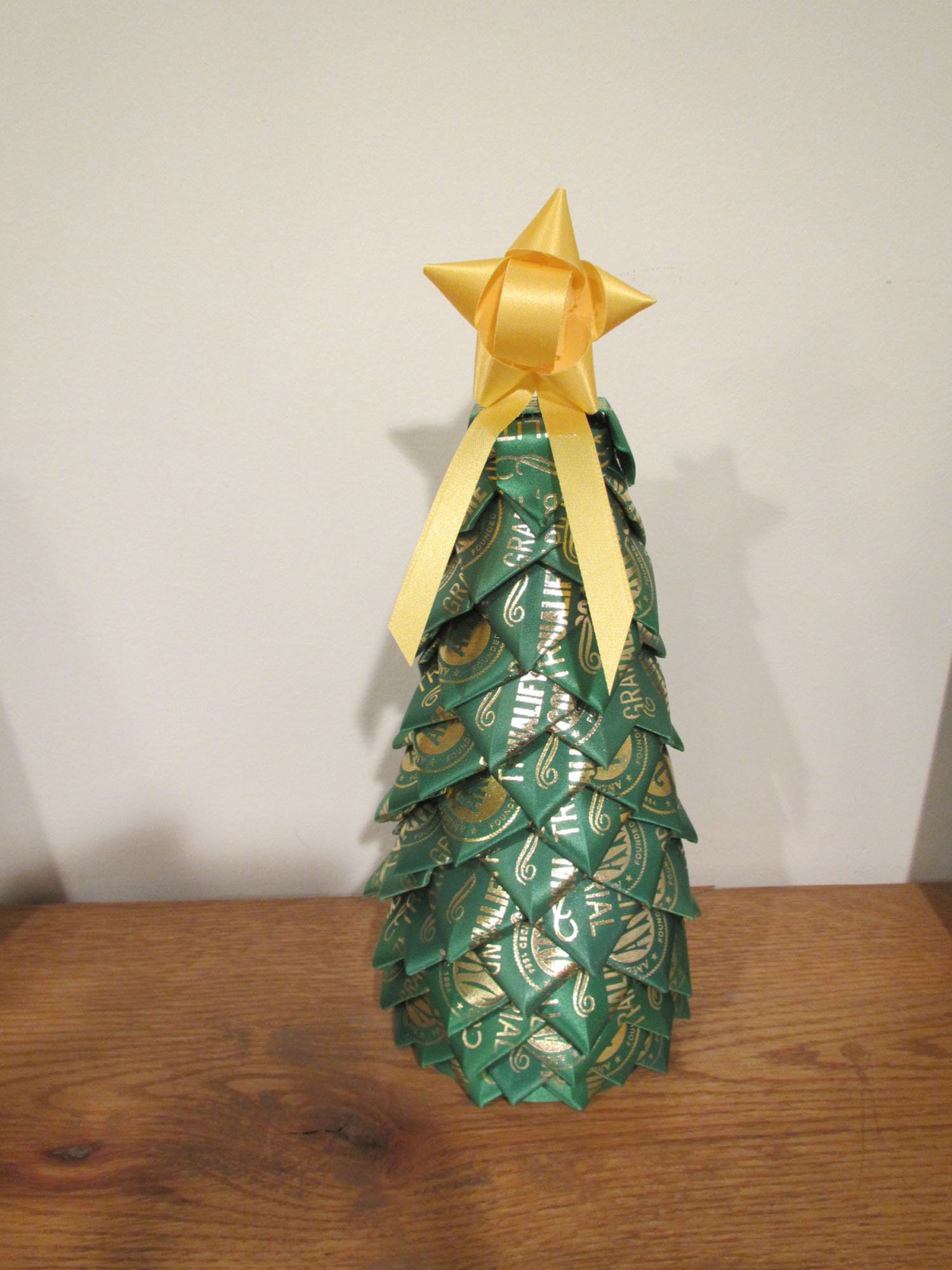 Award Ribbon Quilted Look Tree Ornament - Etsy