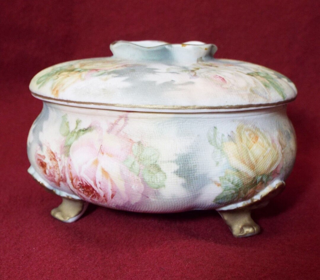 Old Antique ROYAL BAYREUTH Rose Tapestry Porcelain Hair Receiver JAR 2B ...