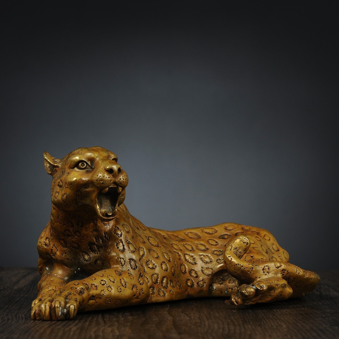 Chinese Antique Bronze Cheetah Sculpture, Sculpture Art, Animal ...