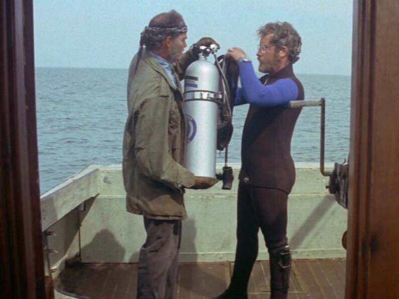 JAWS Aqua-lung Scuba Tank Inspired Water Bottle - Etsy