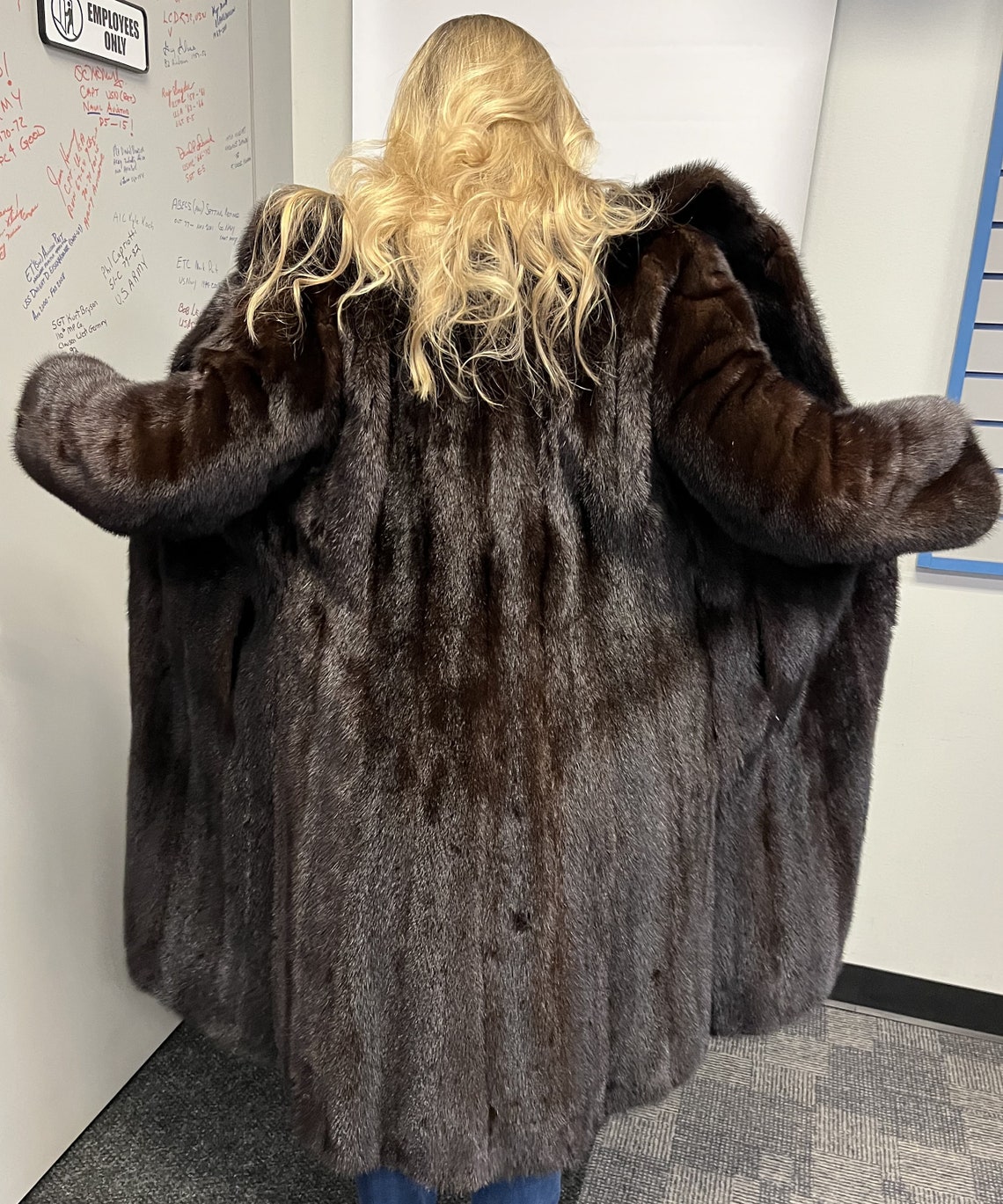 Vintage 1950-60s Arthur Dark Brown Mink Coat in Perfect Condition ...