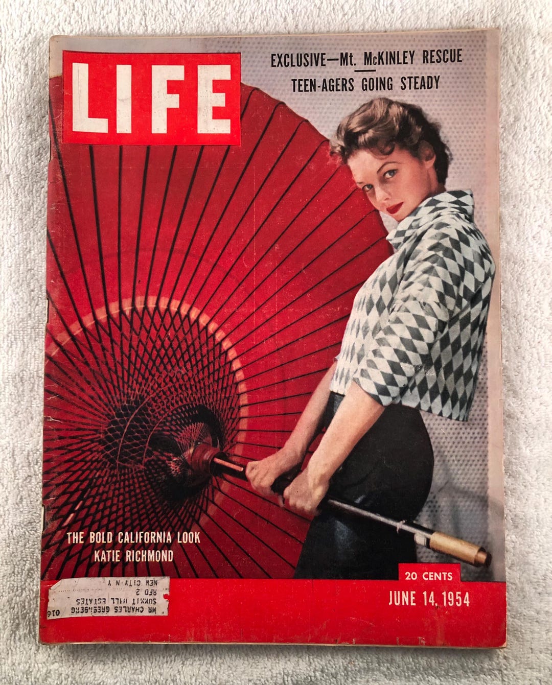 June 14 1954 Life Magazine the Bold California Look Katie Richmond on ...