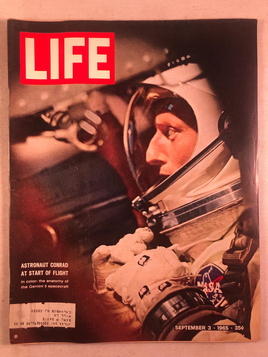 September 3 1965 Life Magazine Astronaut Pete Conrad Gemini 5 on Cover ...