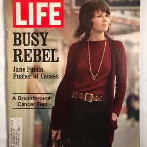April 23 1971 Life Magazine Busy Rebel Pusher of Causes Jane Fonda on ...