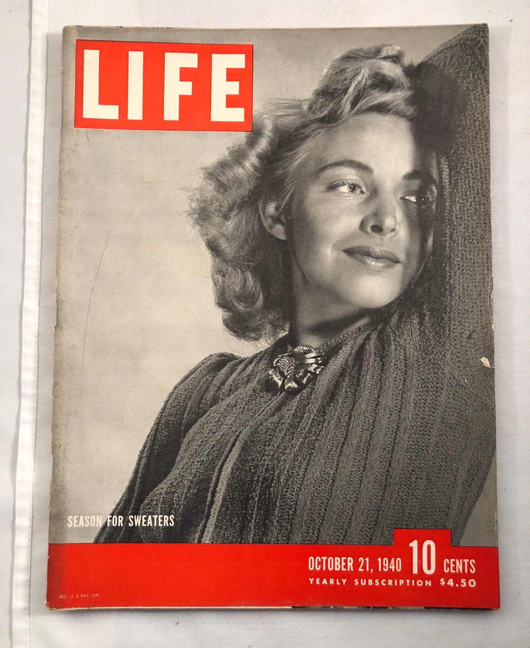 October 21 1940 Life Magazine Season for Sweaters Mardee Hoff on Cover ...