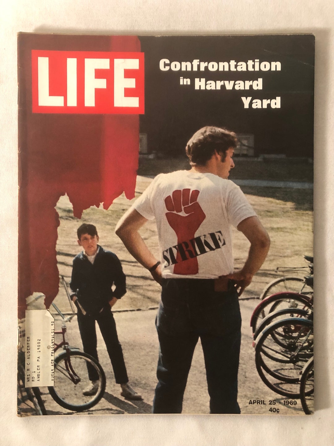 April 25 1969 Life Magazine Confrontation in Harvard Yard Cover Vintage ...