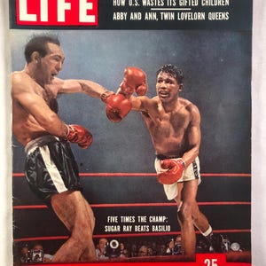 April 7 1958 Life Magazine Sugar Ray Robinson and Carmen Basilio on ...