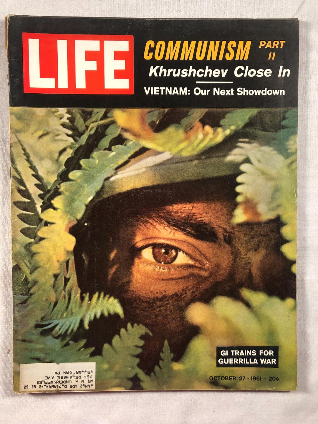 October 27 1961 Life Magazine GI Trains for Guerrilla War on Cover ...