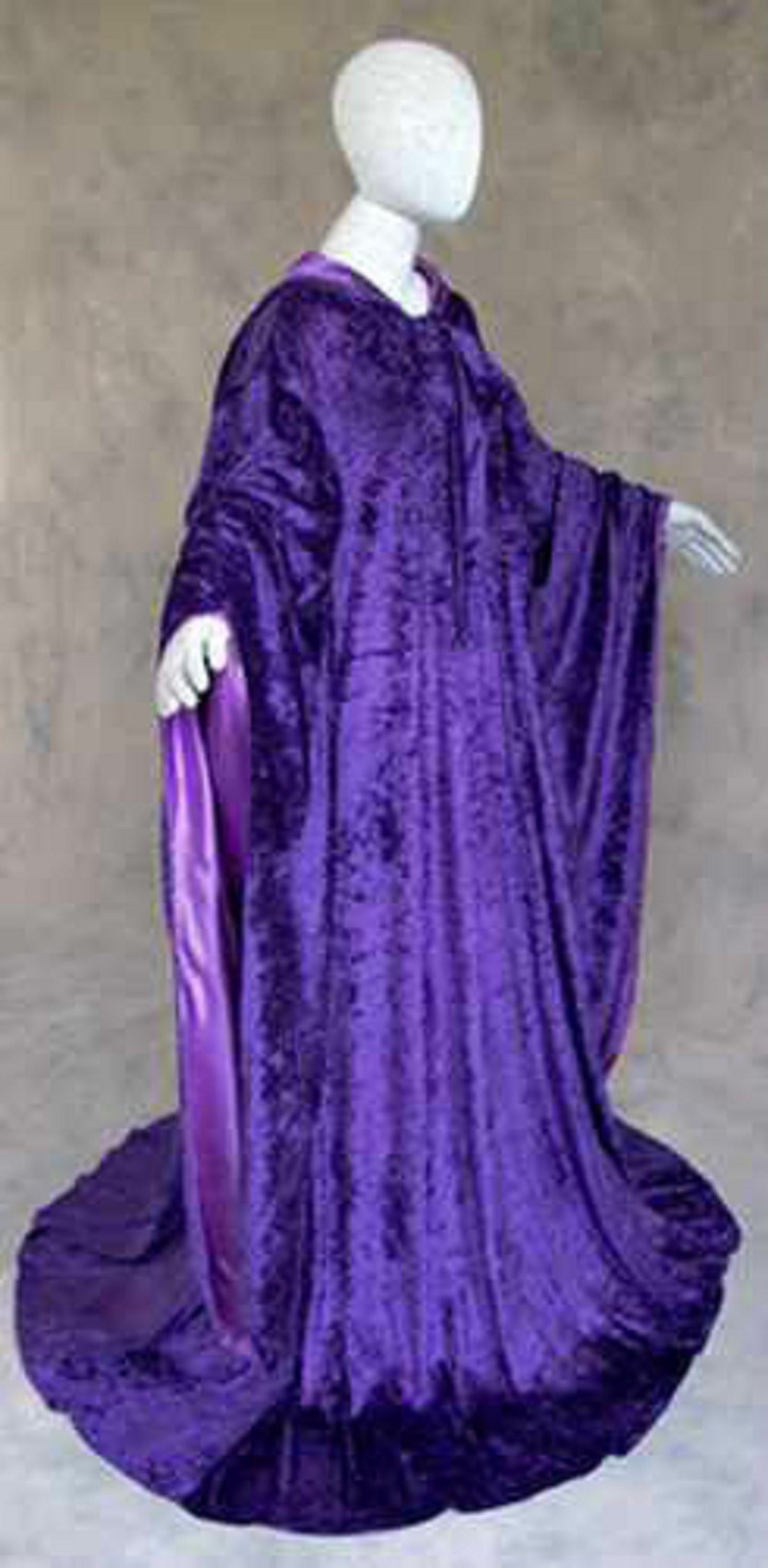 Wizard PURPLE Robe with Hood and Sleeves Velvet Halloween - Etsy Nederland