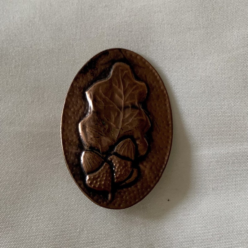Acorn Button - Etsy