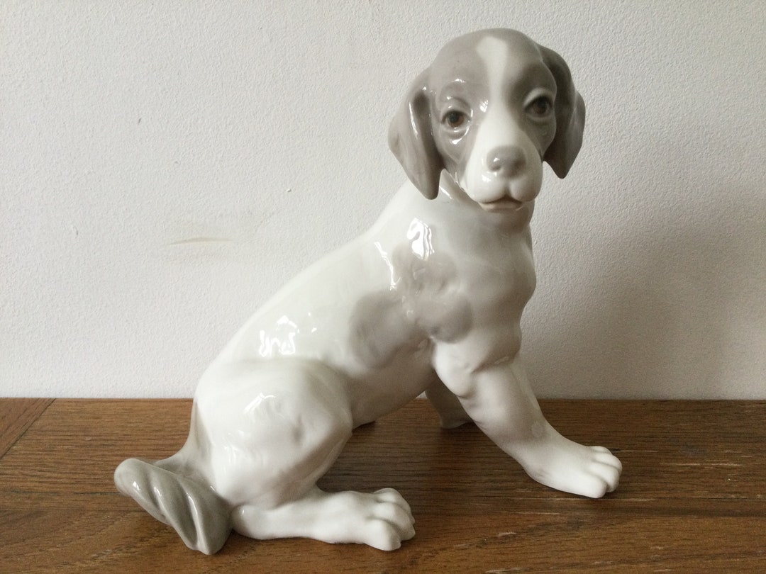Lladro Nao Seated Beagle Dog L/N1014 - Etsy