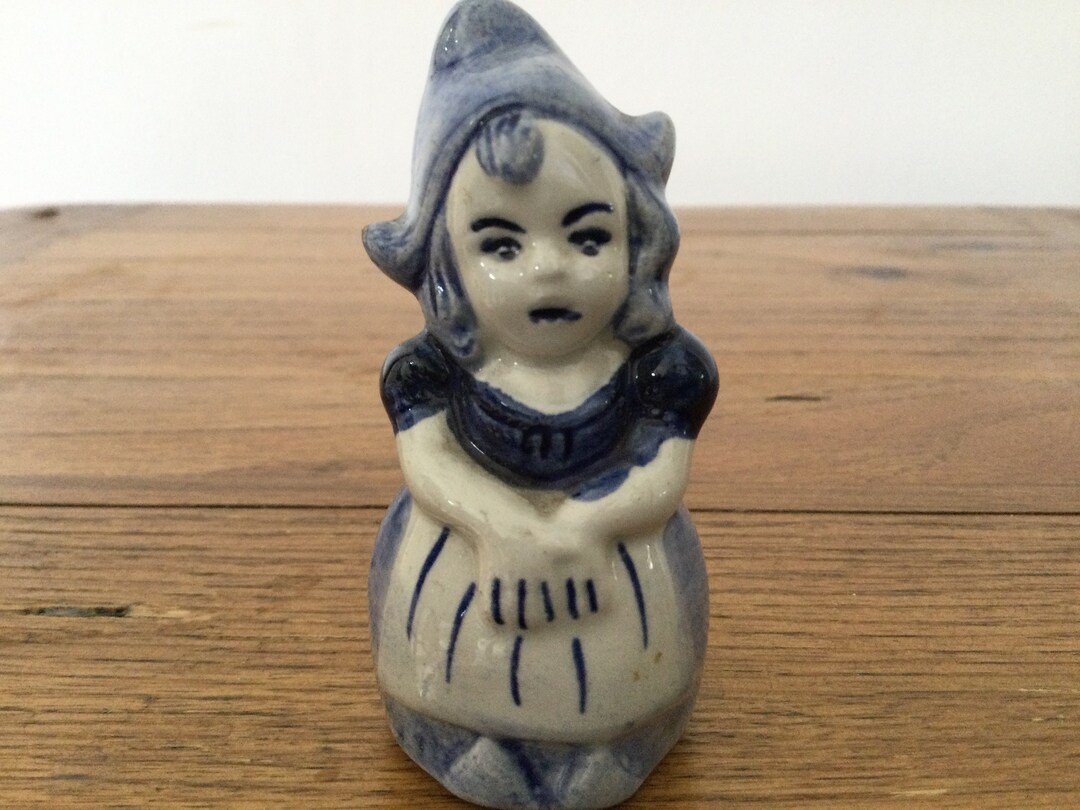 Little Vintage Delft Dutch Lady - Etsy