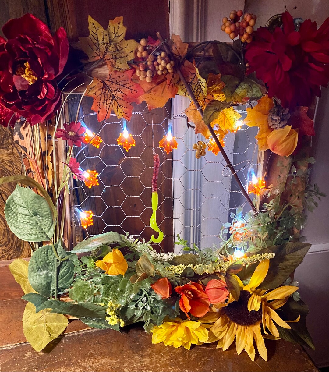 Wall Hanging, Home Decor, Chicken Wire Decor, Frame Decor, Door Hanging ...