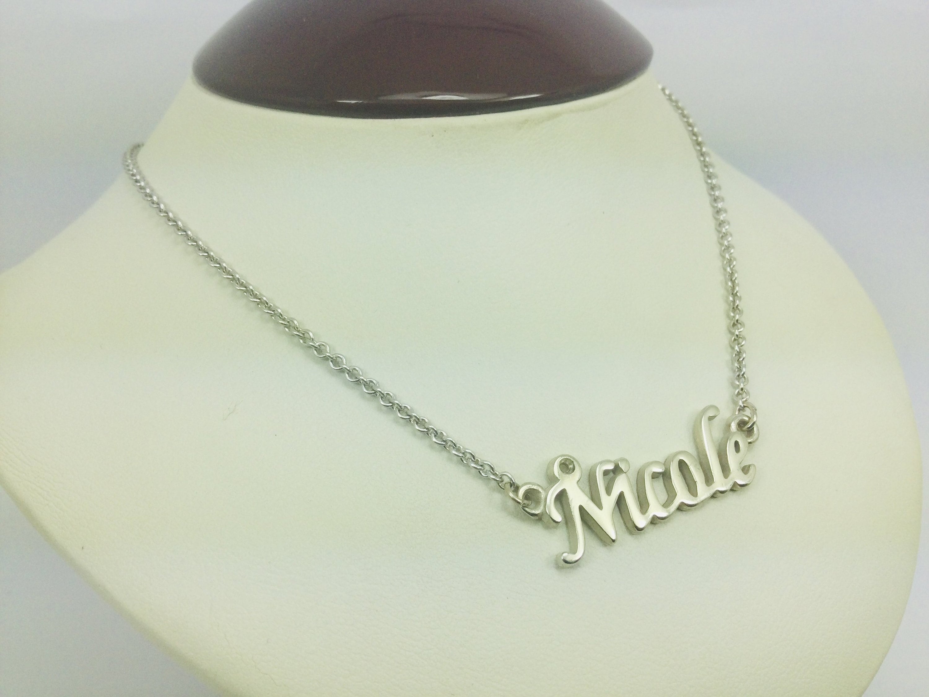 10k White Gold Round Cut 3pt Smoky Topaz 'nicole' Name Necklace - Etsy UK