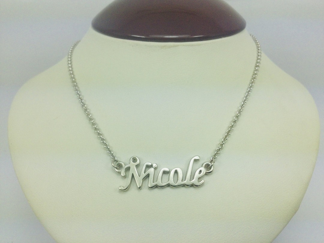 10k White Gold Round Cut 3pt Smoky Topaz 'nicole' Name Necklace - Etsy UK