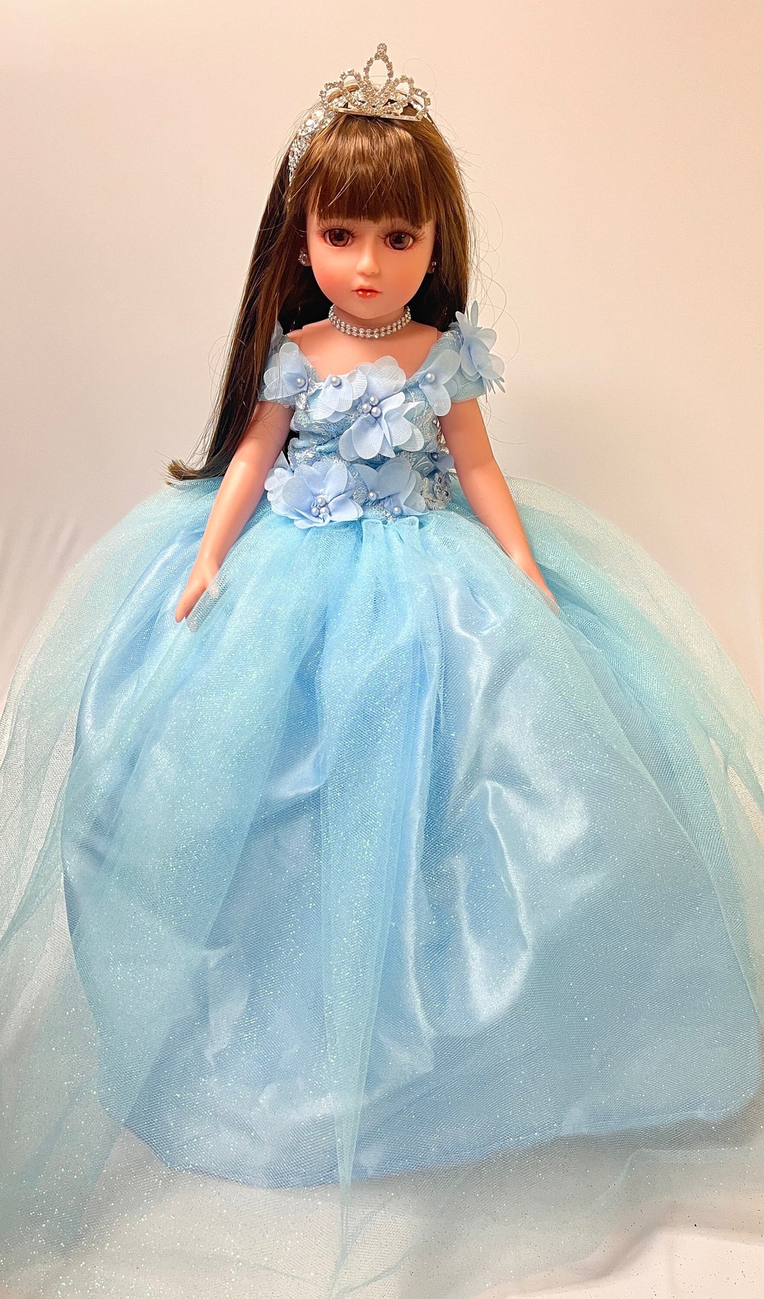 24" Beautiful Quinceañera Doll With a 3D Dress With Flower Applications ...