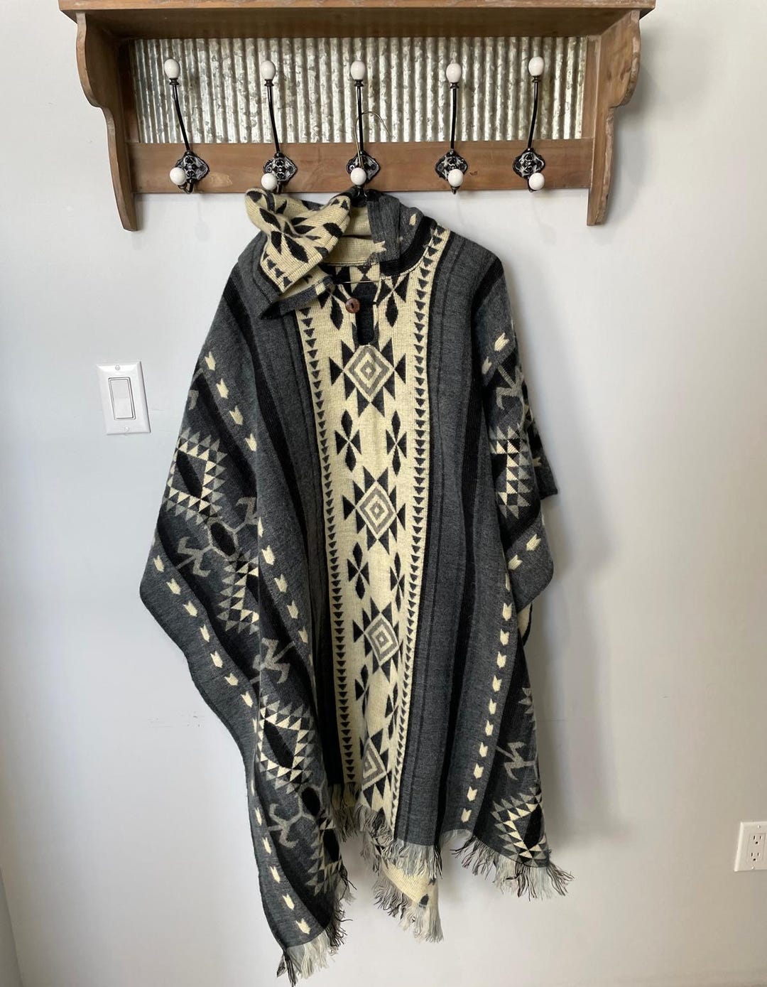 Cozy Boho Tribal Andean Poncho | Cool Ethic Print Clothing Fashion Gift ...