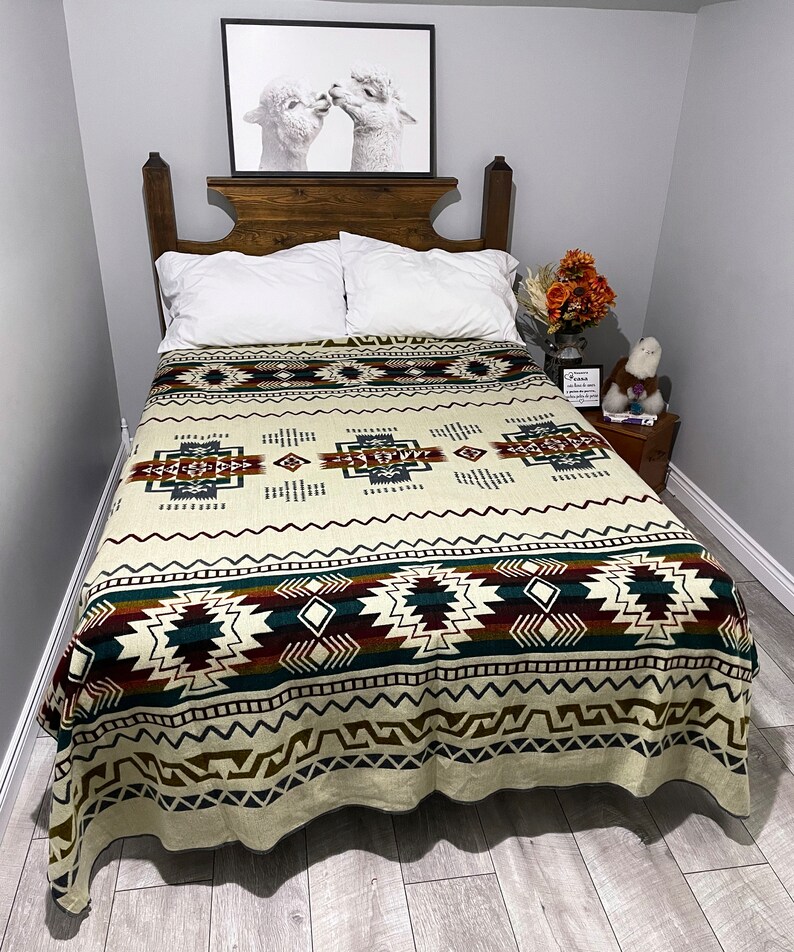 Rustic Geometric Print Two Sided Alpaca Blanket | Cozy Western Native ...