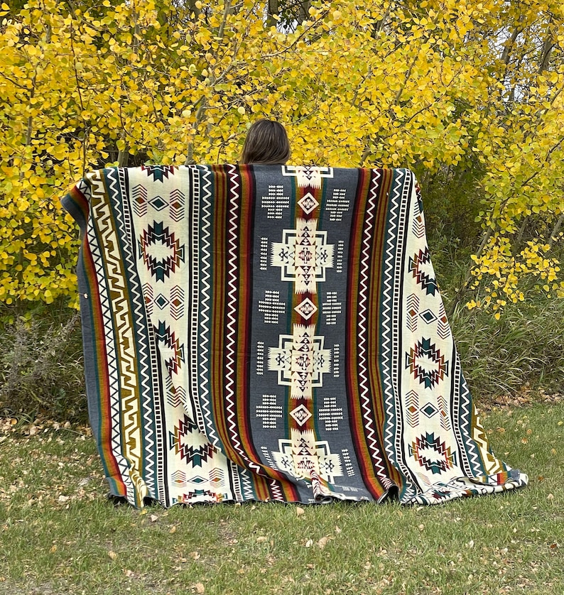 Rustic Geometric Print Two Sided Alpaca Blanket | Cozy Western Native ...