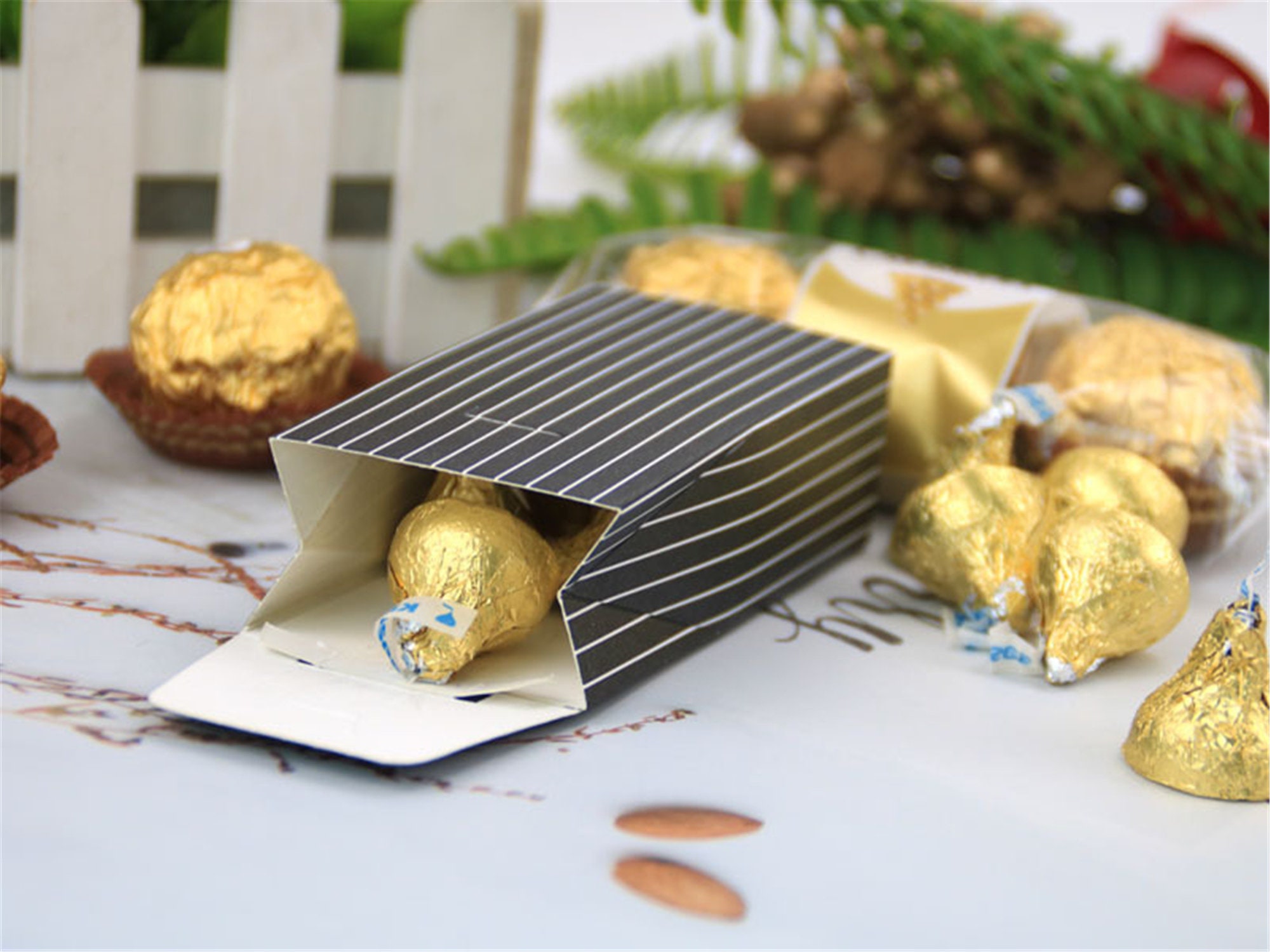 Wedding party favor box-Wedding candy boxes-Wedding treat | Etsy