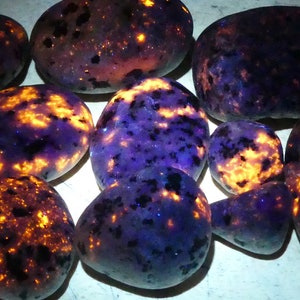 18.6oz, Fluorescent Sodalite, EMBERLITE, Yooperstone, Yooperlites ...