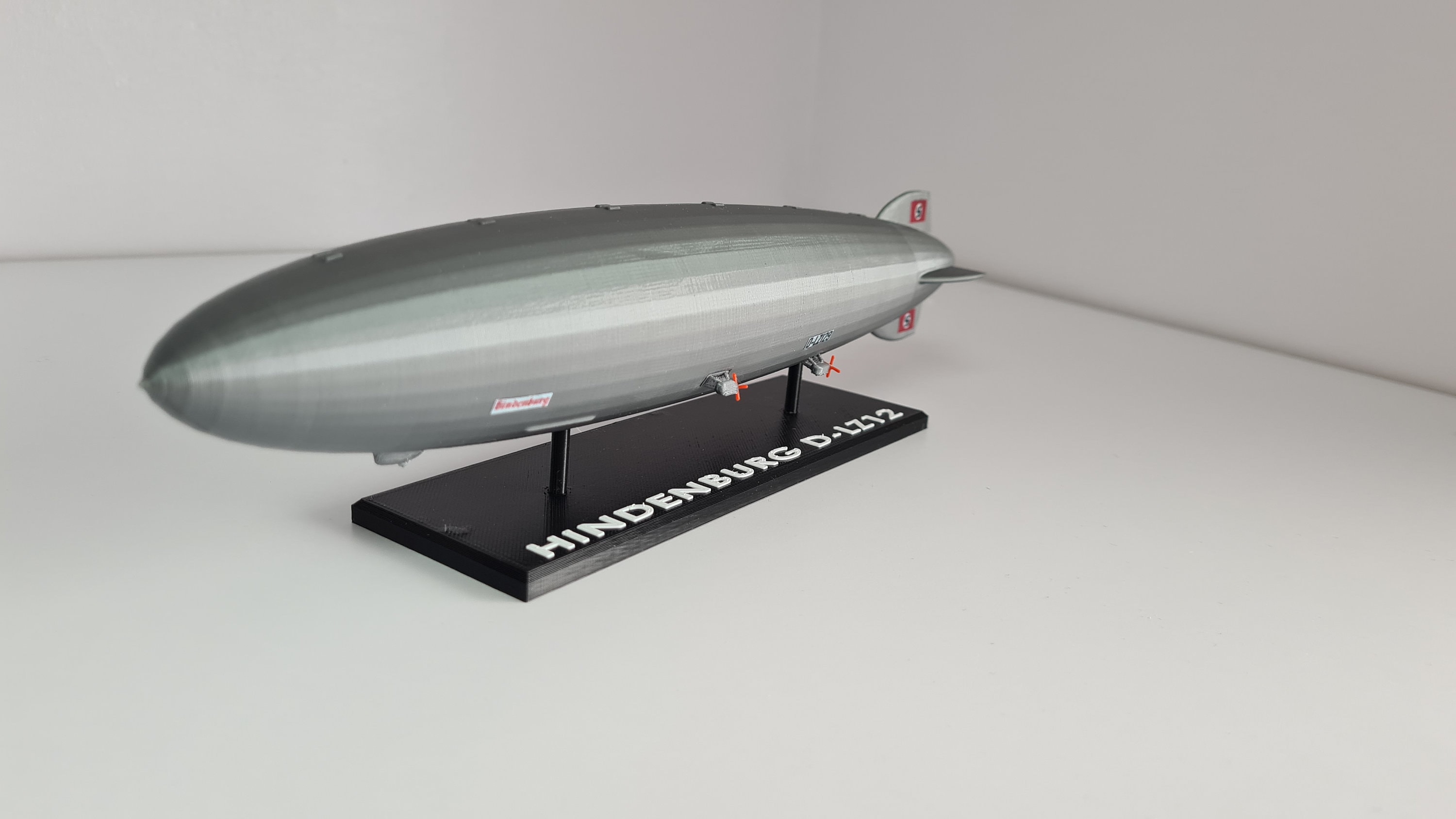 LZ-129 Hindenburg 10inch Scale 1:1000 Assembled Model - Etsy