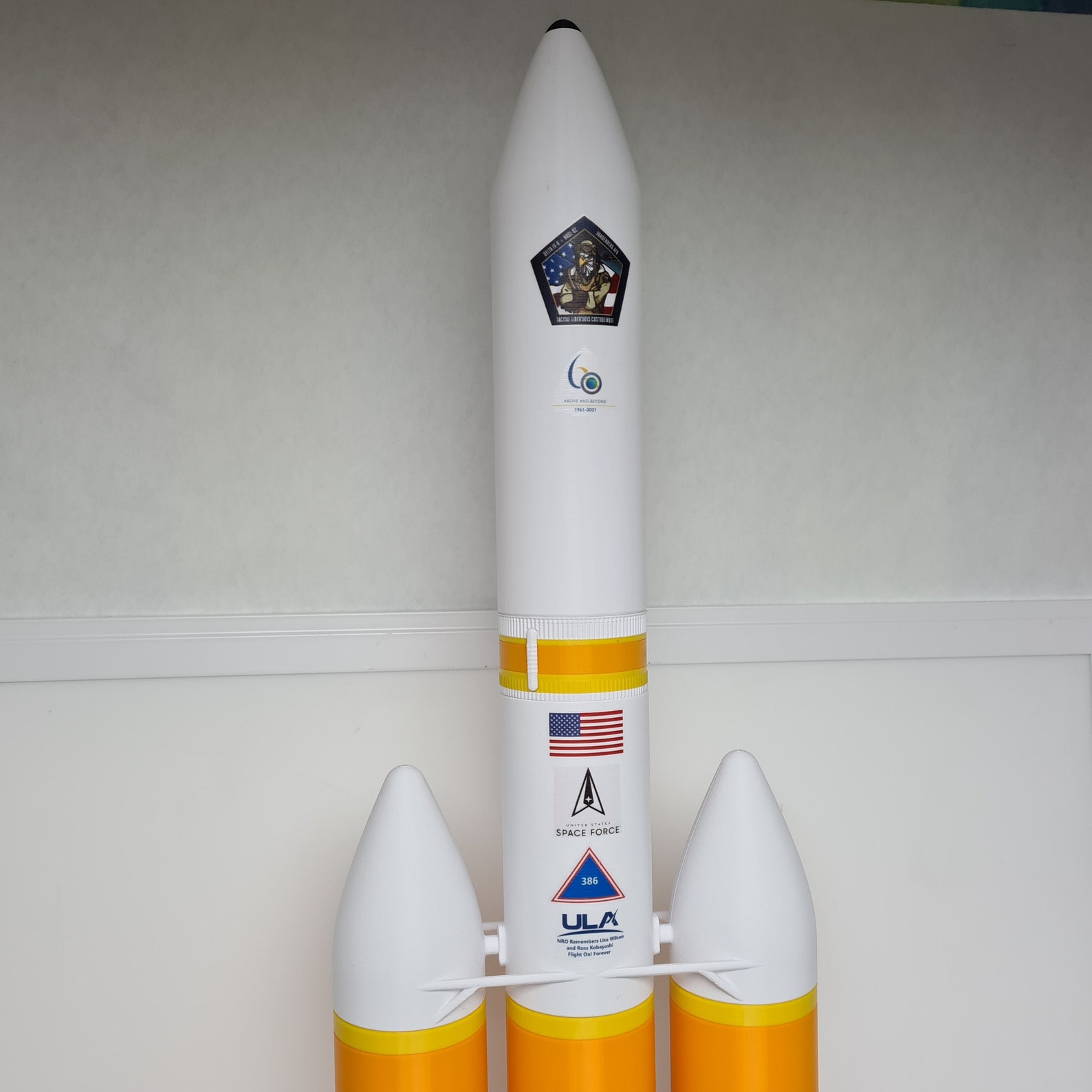Delta IV Heavy ULA Model Rocket 1:144 Scale Assembled & Kit 500mm NROL ...