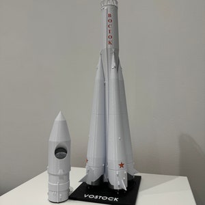 Vostock Russian Soviet Sputnik 1 Model Display Gift Rocket ULA 1:72 ...