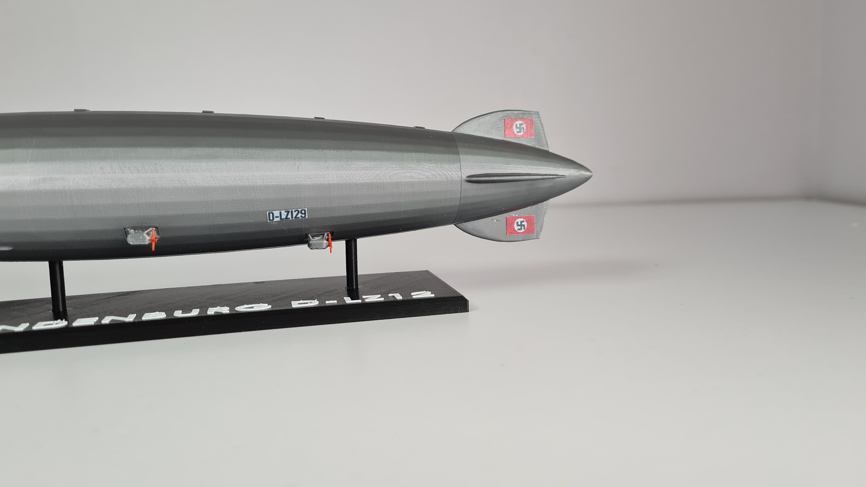 LZ-129 Hindenburg 10inch Scale 1:1000 Assembled Model 3dprinted Gift ...