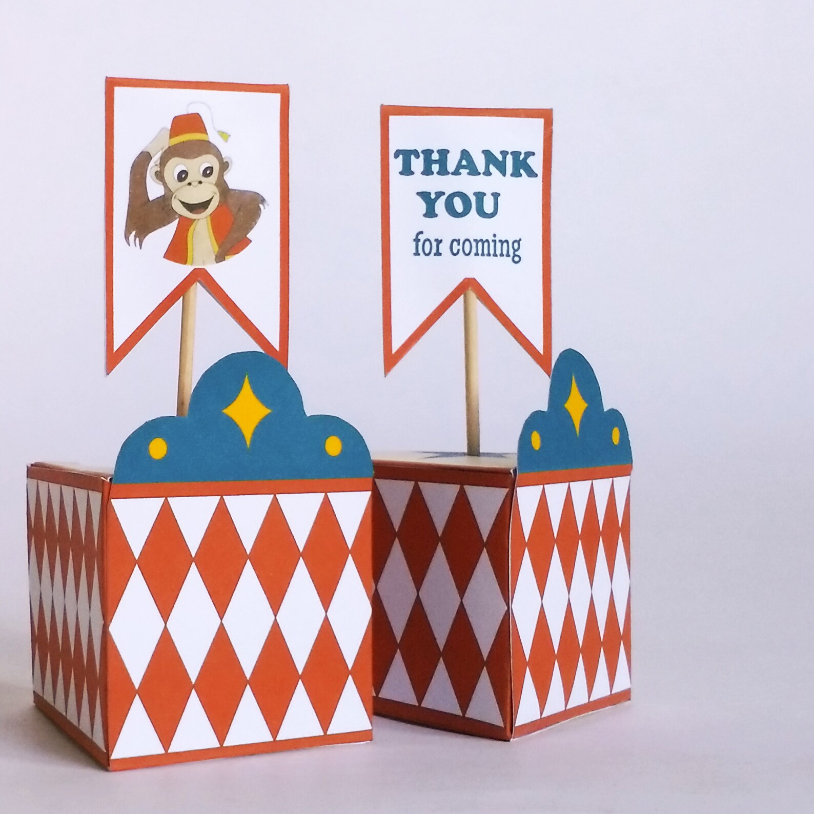 CIRCUS Themed Party Favor Box With Carousel Display, Printable Model ...