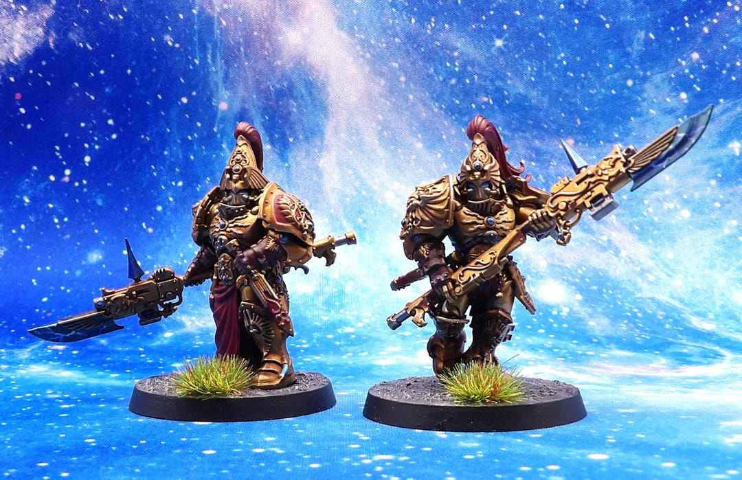 Golden Wall Pair: Wh40k Adeptus Custodes .assembled and Painted to a ...