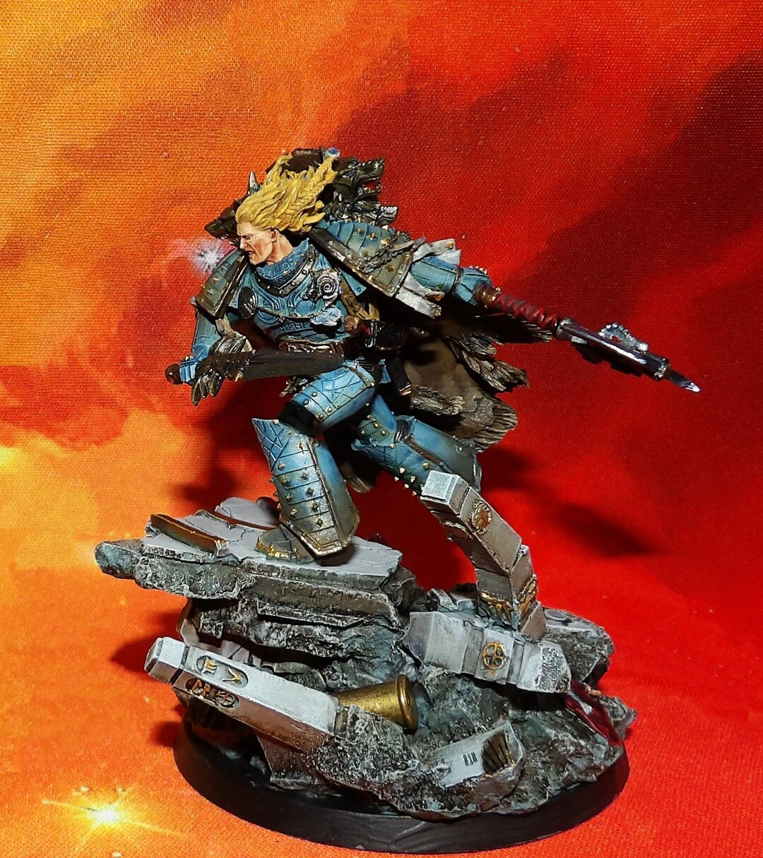 WH40K , 30K: Forgeworld Primarch Leman Russ of Space Wolves Horus ...