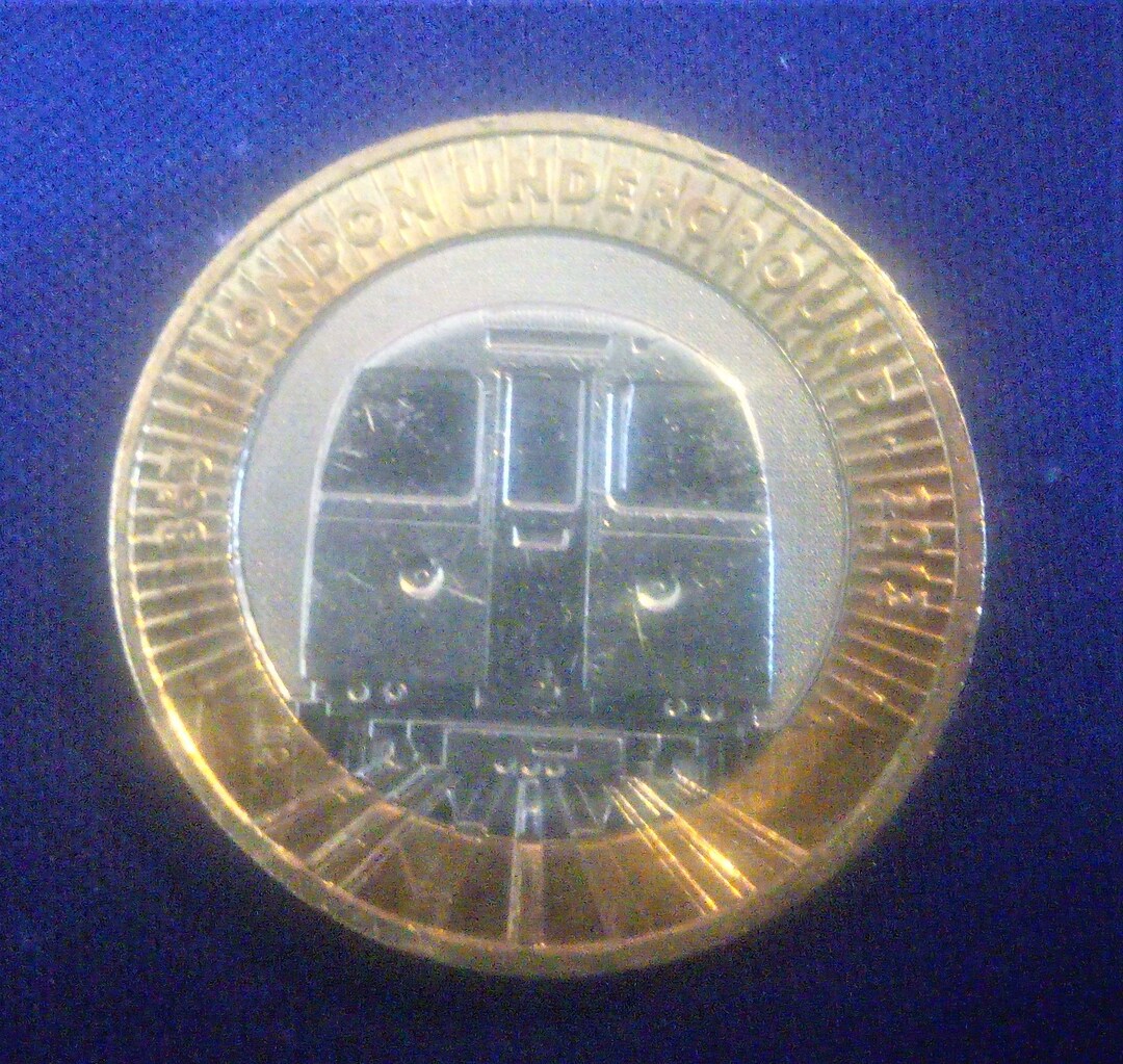 Royal Mint 2 Pound Coin 2013 LONDON UNDERGROUND TRAIN - Etsy