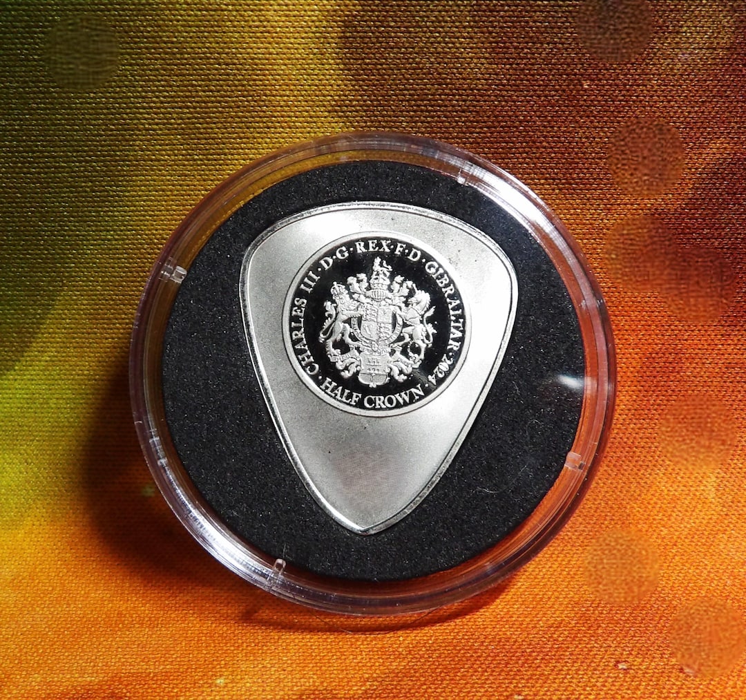 Elvis Presley Gibraltar Coin Plectrum: Limited Edition Rock 'n' Roll ...