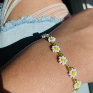 Daisy Chain - Etsy